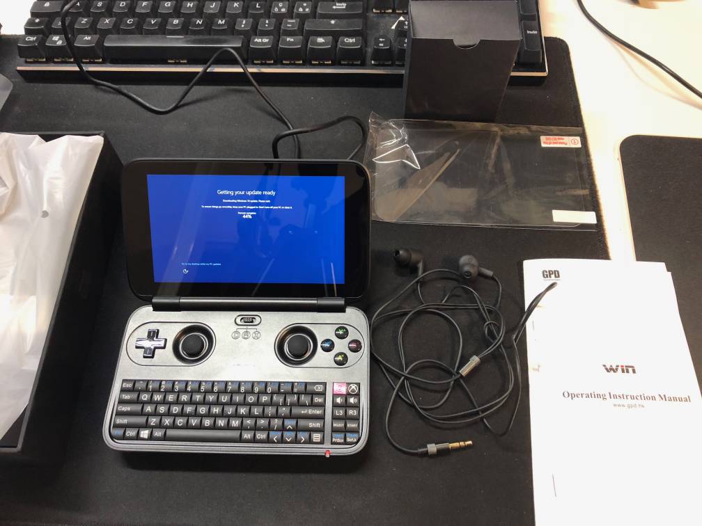 GPD WIN PC Game Recensione mini computer console portatile con monitor ...
